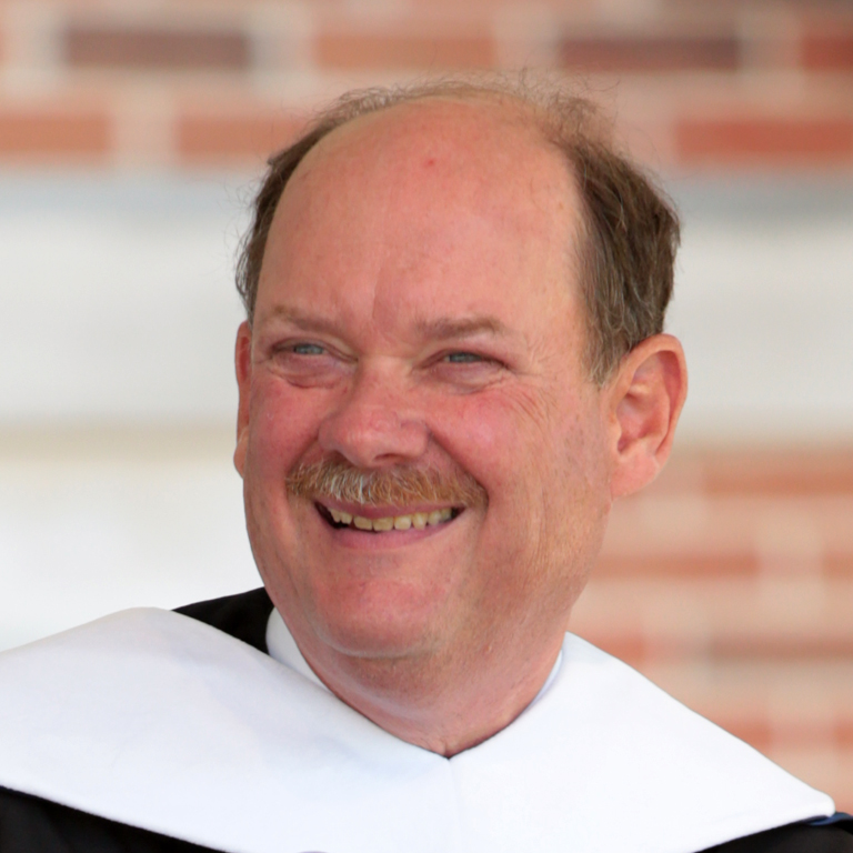 1,094 Students Graduate from Elmhurst College in May 2018