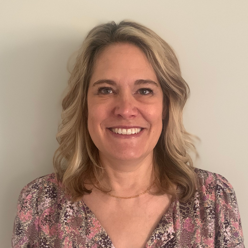 Meet the ELSA Team | Elmhurst University