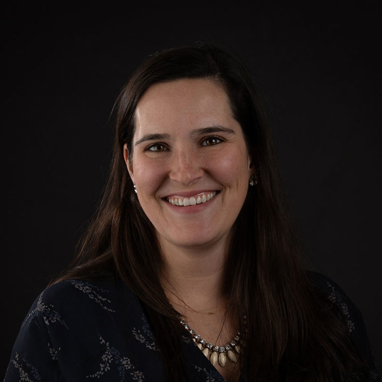 Laura Minarich | Elmhurst University