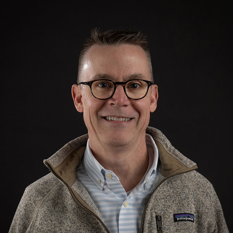 Bob Vevang | Elmhurst University