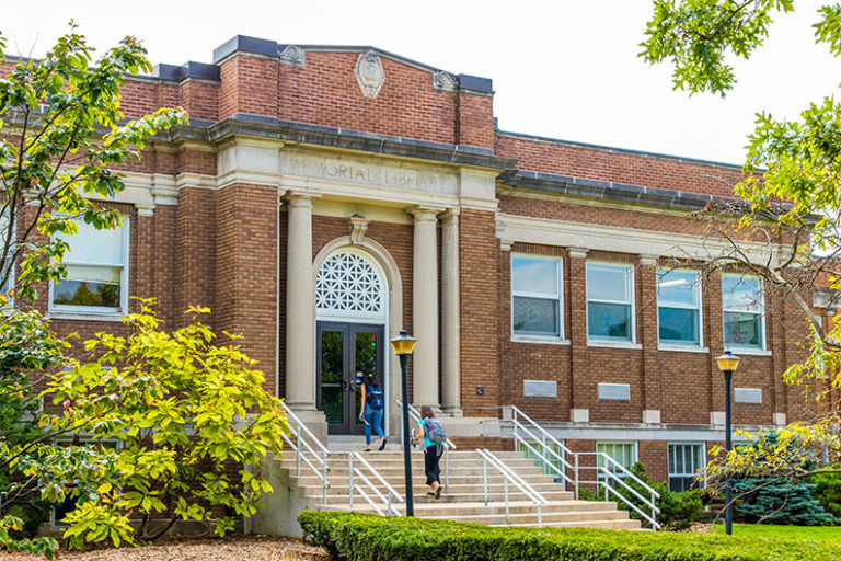 Elmhurst College Launches New Public Health Major