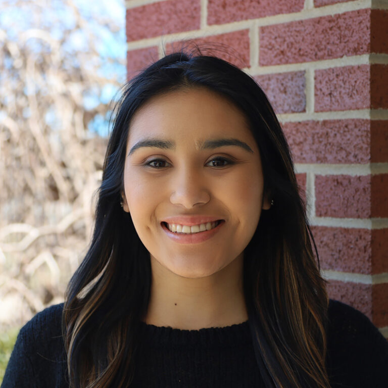 Jennifer Gomez | Elmhurst University