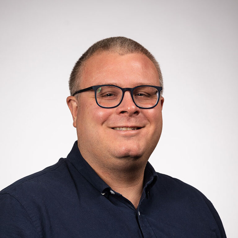 Does Dual Language Bilingual Education Promote Equity? | Elmhurst ...