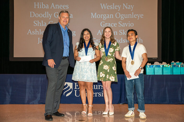 Elmhurst Names 2023 Top Student Achievement Awards