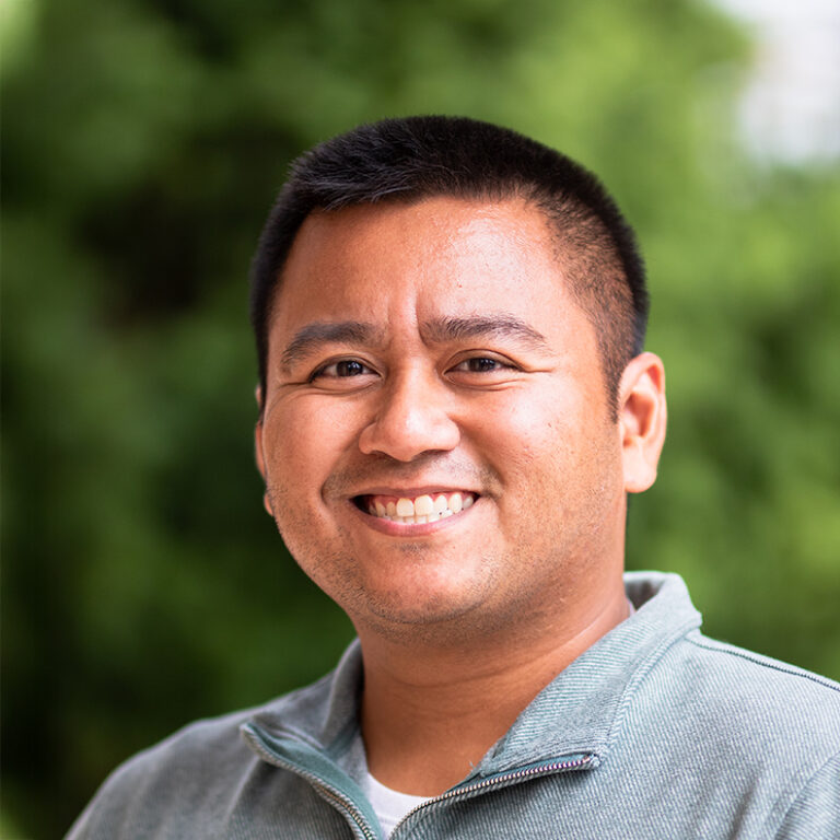 Meet Our Team - Office of Academic Services | Elmhurst University